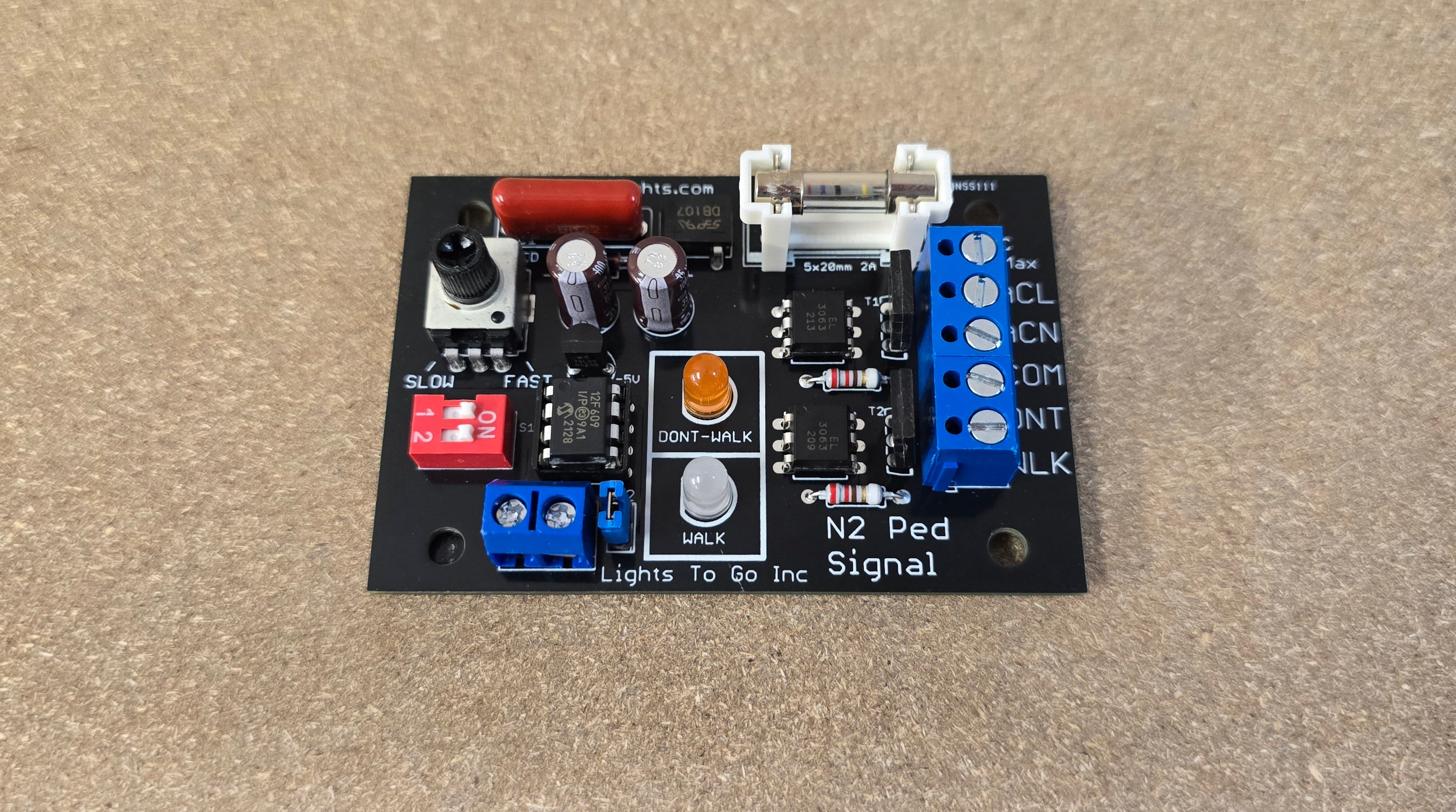 Pedestrian Controller - Model N2 | Lights To Go