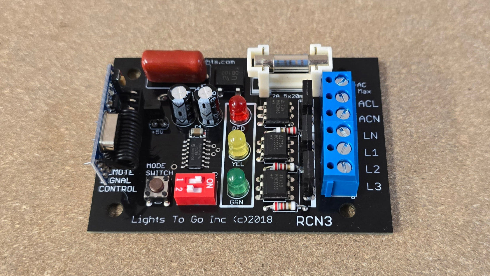 RCN3 Remote Control Traffic Signal System | Lights To Go